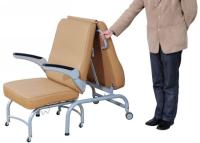 China Medical Reclining Sleeper Chair / Geri Chair Wheelchair For Care Person for sale