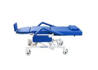 China Back Adjustable Electric Dialysis Chair With Footrest On Casters For Hopistal / Clinic for sale