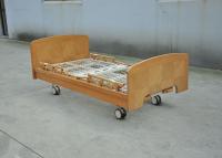China Two Manual Crank Nursing Home Beds Solid Wood Structure Aluminum Alloy Side Rail for sale