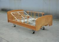 China Two Manual Crank Nursing Home Beds Solid Wood Structure Aluminum Alloy Side Rail for sale