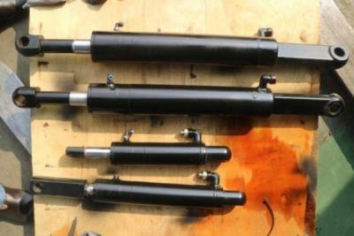 China Double Acting Tailgate Hydraulic Cylinders 500mm Max Shaft Diameter for sale