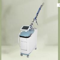 China Multipurpose Salon Laser Hair Removal Machine 2 In 1 Pico Laser For Tattoo Removal for sale