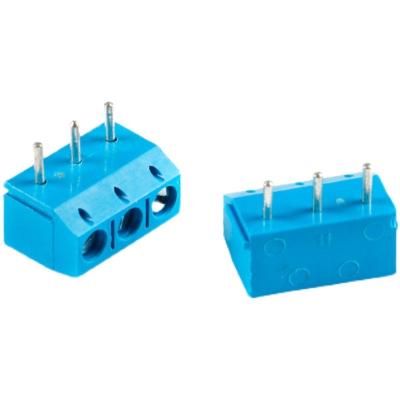 China 5.00mm Pitch PCB Mounted Screw Terminal Block Right Angle 2P to 20P Blue 300V 10A for sale