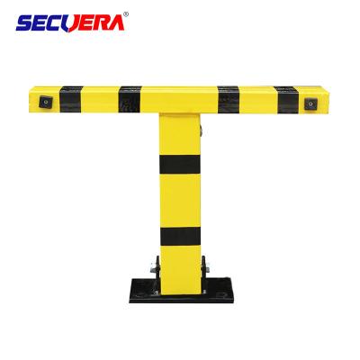 China Steel Parking Lot Post Removable Safety Barrier Pyrolitic Coating 3 Years Warranty for sale