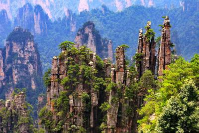 China Zhangjiajie Group Tour 3 Days 2 Nights with Free Cancellation English Guide 15-20 People for sale