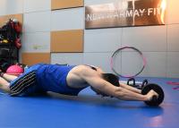 China Custom TPR Ab Roller: Strengthen Core, Tone Abs, Perfect for Knee, Oblique, and Plank Rollouts for sale