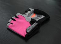 China Breathable wrist-supported gym gloves for women offer durability and comfort during workouts. for sale