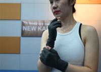 China Stretchy Fingerless Workout Gloves Winter Cold Weather Gym Workout Gloves for sale