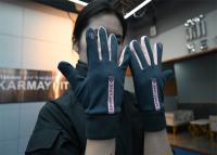 China Full-finger thermal gloves are windproof and touchscreen-compatible, ideal for workouts in cold weather. for sale