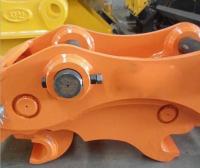 China Double Locking Excavator Quick Coupler for 4-45 Ton Excavators Hydraulic Backhoe Attachment for sale