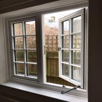 China Aluminum Profile Villa Home Soundproof Casement Windows with Heat Insulation Advantage for sale