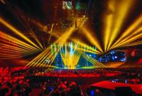 China 230W Luminous Flux Moving Head Stage Light Luces Dj Lights Moving Head Beam 6000K for sale