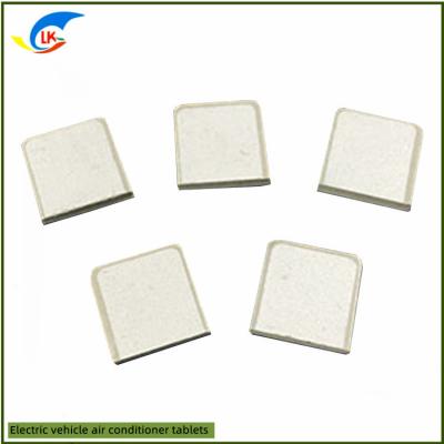 China 300V~650V Rectangular Heating PTC Thermistor Chip Suitable For Electric Vehicle Air Conditioning Chip for sale