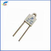 China Ceramic 150℃ 250V 20A 30A 40A 50A 60A Thermal Cutoff Fuses Radial Thermal Fuse With Mounting Hole for sale