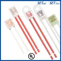 China SET Series Thermal Fuse 25A 250V 130℃ SET Radial Alloy Type Fuse Square Box Fuse for sale