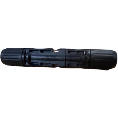 China Customizable Photovoltaic Connector 1500VDC Safety Class II Solar PV Wire Connectors for sale