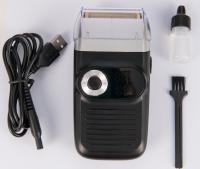 China Two independent floating heads  LCD display show battery capacity man electric shaver for sale