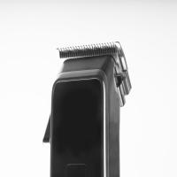 China Dual Use Children Low Noise Hair Clipper Electric Hair Clipper Trimmer for sale