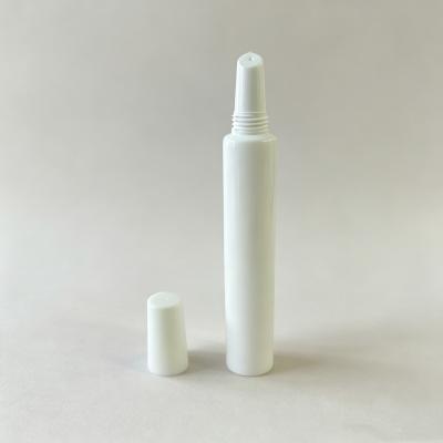 China Screw cap Long Head Lip Gloss Tubes In Bulk 10ml 15ml 20ml D19mm Customized for sale