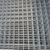 China Anti-Rust Galvanized Welded Wire Mesh Panels Welded Wire Farm Mesh Home Fence Panels for sale