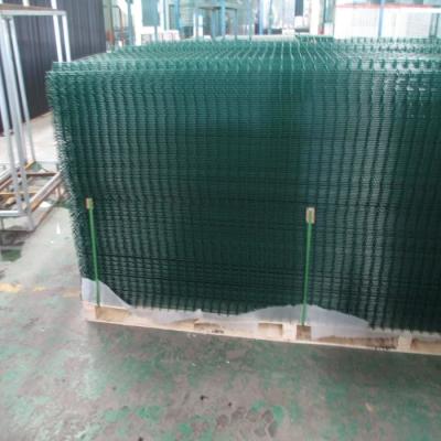 China PVC Coated 3D Curved Fence with 50X200mm Mesh and Hot Dipped Galvanized Steel Welded Wire Mesh Fence for sale