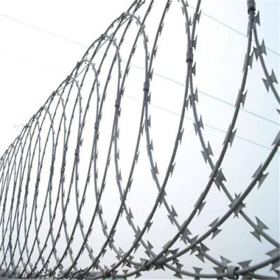 China Anti Rust Galvanizing Barbed Razor Wire Fencing Mesh 450mm Diameter for sale