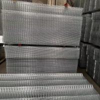 China 6ft Hot Dipped Galvanized 3D Curved Fence with 50mmx200mm Mesh Size for Anti-climbing Boundary Wall for sale