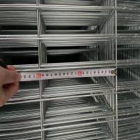 China Easily Assembled Galvanized Steel 3D Curved Fence with Anti-climbing Function for Garden Fencing for sale
