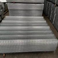 China Easily Assembled Galvanized Steel 3D Curved Fence with Anti-climbing Function for Garden Fencing for sale