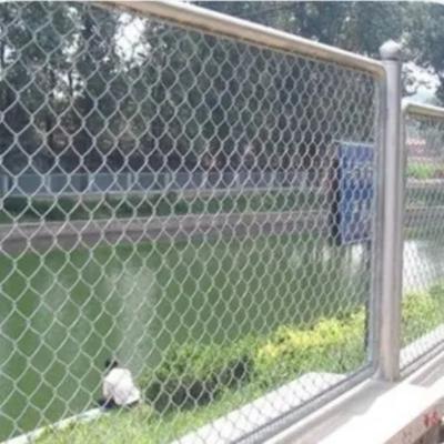 China Height 2.5m Q195 Metal Galvanized Chain Link Fence Selvage Knuckled Edge for sale