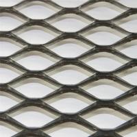 China Anti-Slip 3mm Thickness Expanded Metal Mesh with 30×60mm Openings for Stair Tread and Walkway for sale