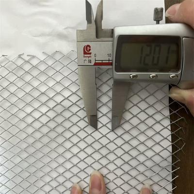 China Galvanized Stainless Steel Wire Mesh Expanded Metal Screen with Bending Cutting and Welding Services for sale