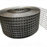 China Hot Dipped Galvanized Welded Wire Mesh Roll with Corrosion Resistance and Customizable Sizes for Livestock Breeding for sale