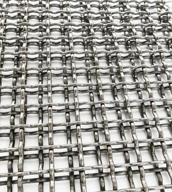 China Hot Dipped Galvanized Crimped Wire Mesh with Anti Corrosion and Interlocking Corrugated Weaving for Pig Slat and Livestock Farm for sale