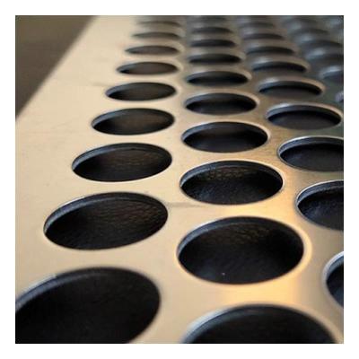 China Weather-Resistant Galvanized Perforated Metal Sheet 1000×2000mm with 2mm Thick 6mm Holes for Outdoor Protection for sale