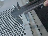 China Outdoor Galvanized Perforated Metal Mesh 1200×3000mm with 12mm Round Holes for Equipment Covers and Ventilation for sale