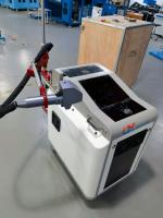 China Metal Oxide Rust Paint Portable Laser Cleaning Machine For Contaminant Dust Removal for sale