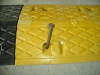 China High Quality Recycled Rubber Speed Hump Bump for sale