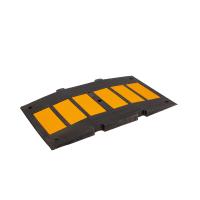 China Modular Rubber Traffic Speed Bumps Prefabricated Speed bumps for sale
