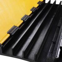 China 4Channel Wire Hose Cable Cover Speed Bump for sale