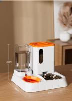 China Outdoor 2 In 1 Pet Feeder Automatic Food And Water Dispenser Non Slip Eco Friendly for sale