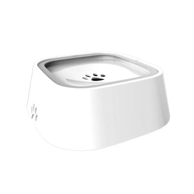 China PP Dog Drinking Water Bowl 2.4L Slow Drinking Dog Bowl Splash Proof for sale
