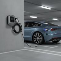 China 7 kW 32A Adjustable EV Charger Wallbox with J1772 and GBT Compatibility for Electric Cars for sale