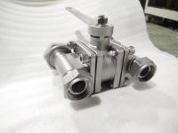 China Stainless Steel Cryogenic 3 Way Ball Valve DN25 For LNG / LOX /  Liquild Gas for sale