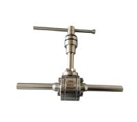 China Screwed End Connection Cryogenic Ball Valve PCTFE Seat Material for Low Temperatures for sale
