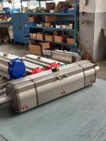 China 3 Position Pneumatic Rotary Actuator Double Acting Aluminum 3 Way Valve Actuator 2-8 Bar 90° Rotation for sale