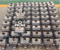 China AT Series Aluminum Pneumatic Valve Actuator Single Effect Spring Return 2-8 Bar 90° Rotation for sale
