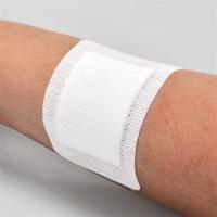 China Combine Sterile Non Woven Dressing Roll Antitear Breathable Absorbent for sale