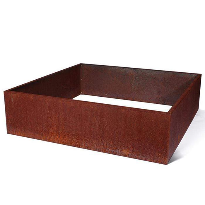 Raised garden beds