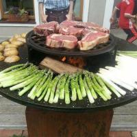 China Corten Steel BBQ Grill Wood Burning Barbecue Grills Metal Smoker Grill for sale
